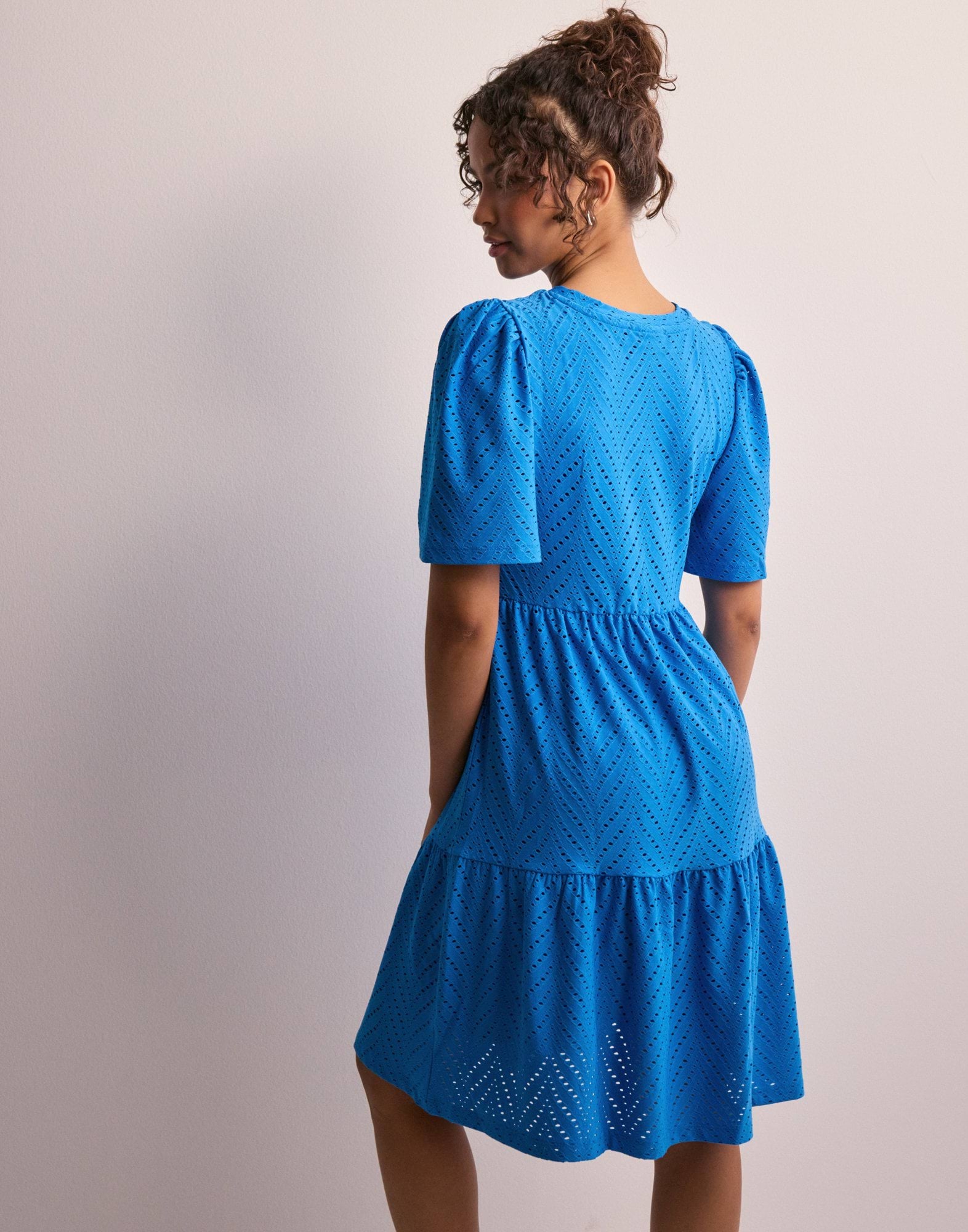 Köp JDY JDYCARLA CATHINKA S/S DRESS JRS NOO - French Blue | Nelly.com