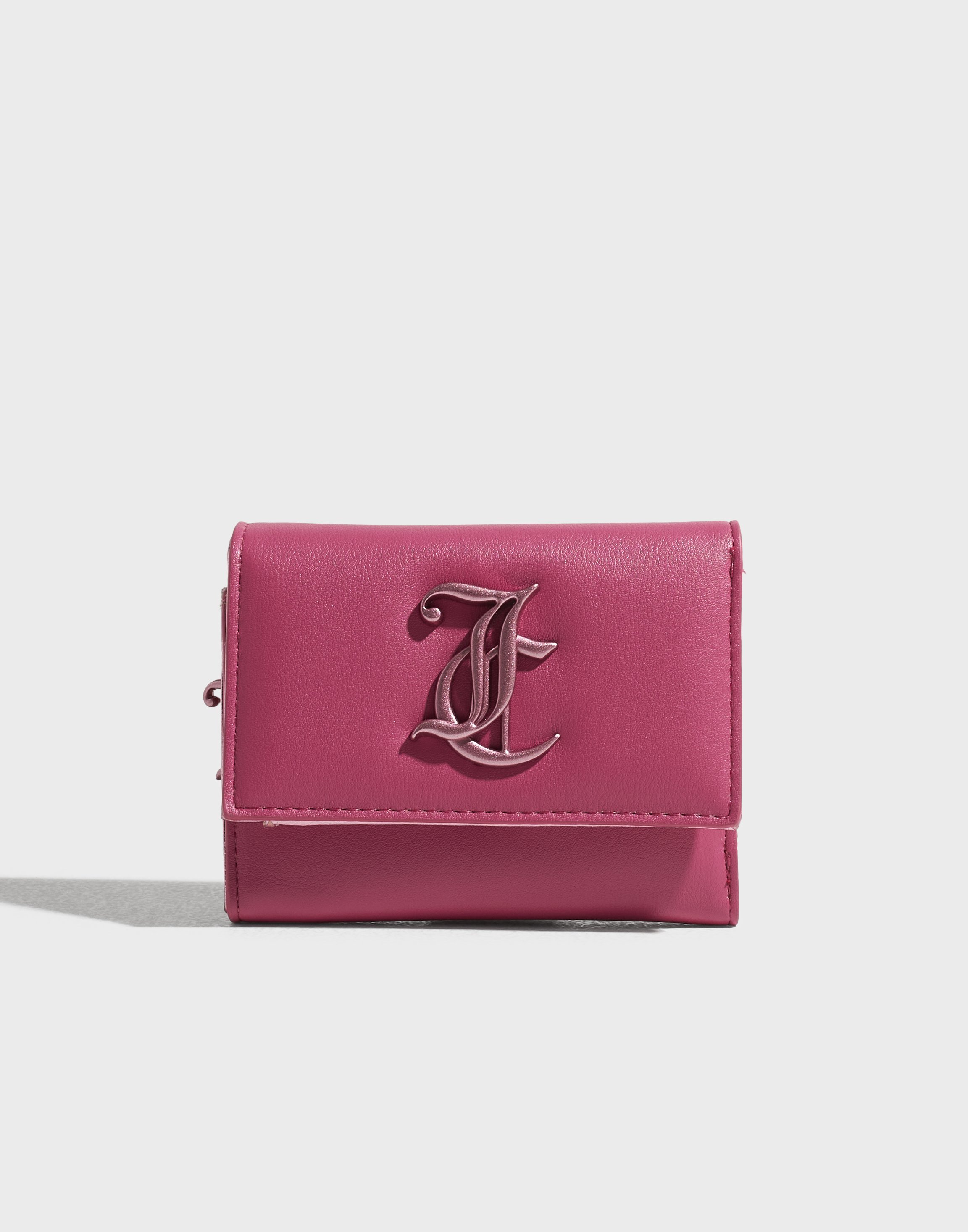 Köp Juicy Couture ALYSSA SMALL FLAP WALLET - Pink | Nelly.com