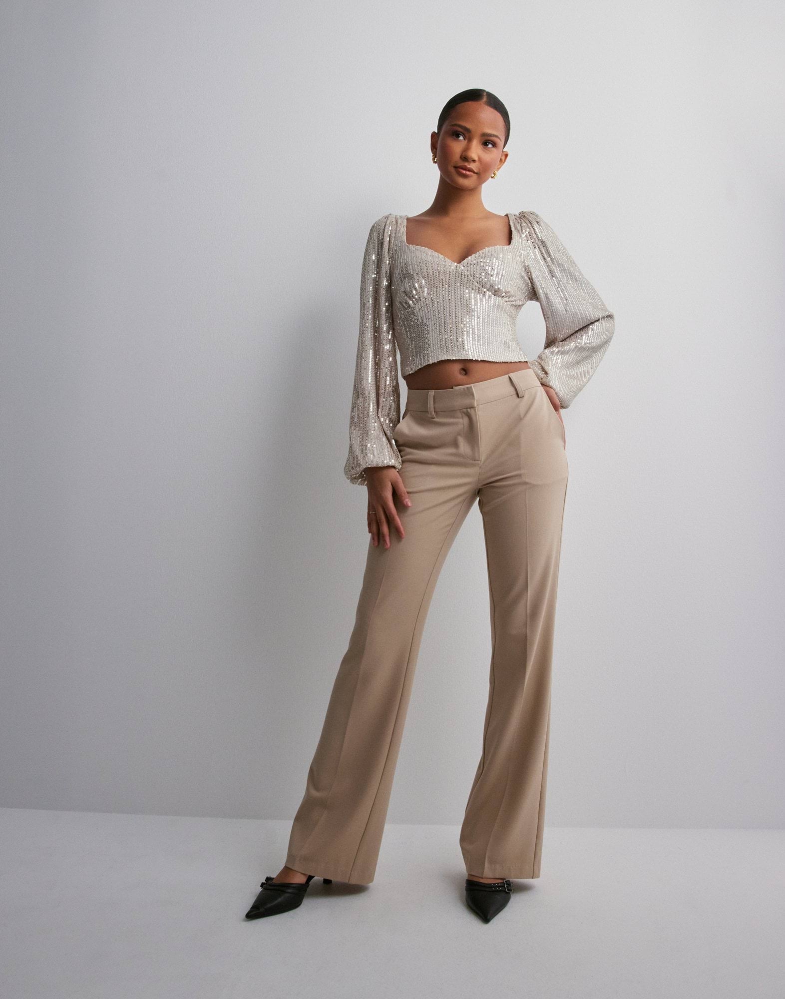 Köp Nelly Sparkle Heart Shaped Top - Champagne | Nelly.com