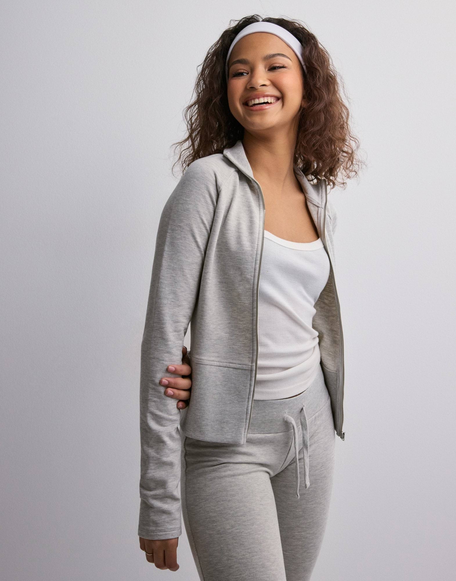 Köp Nelly Cozy Chill Sweat - Grey Melange | Nelly.com