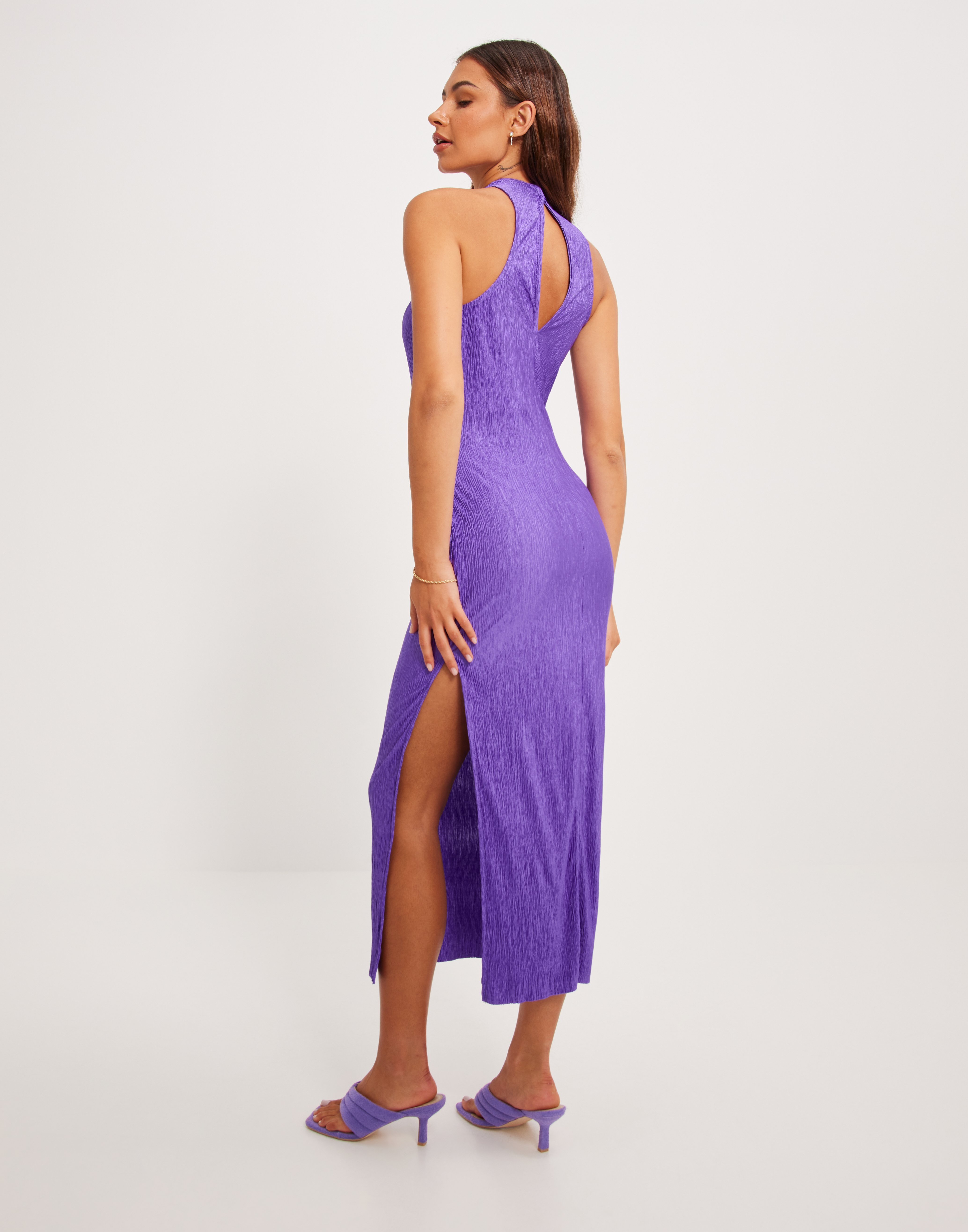 Buy Nelly Pleated High Neck Dress - Purple | Nelly.com