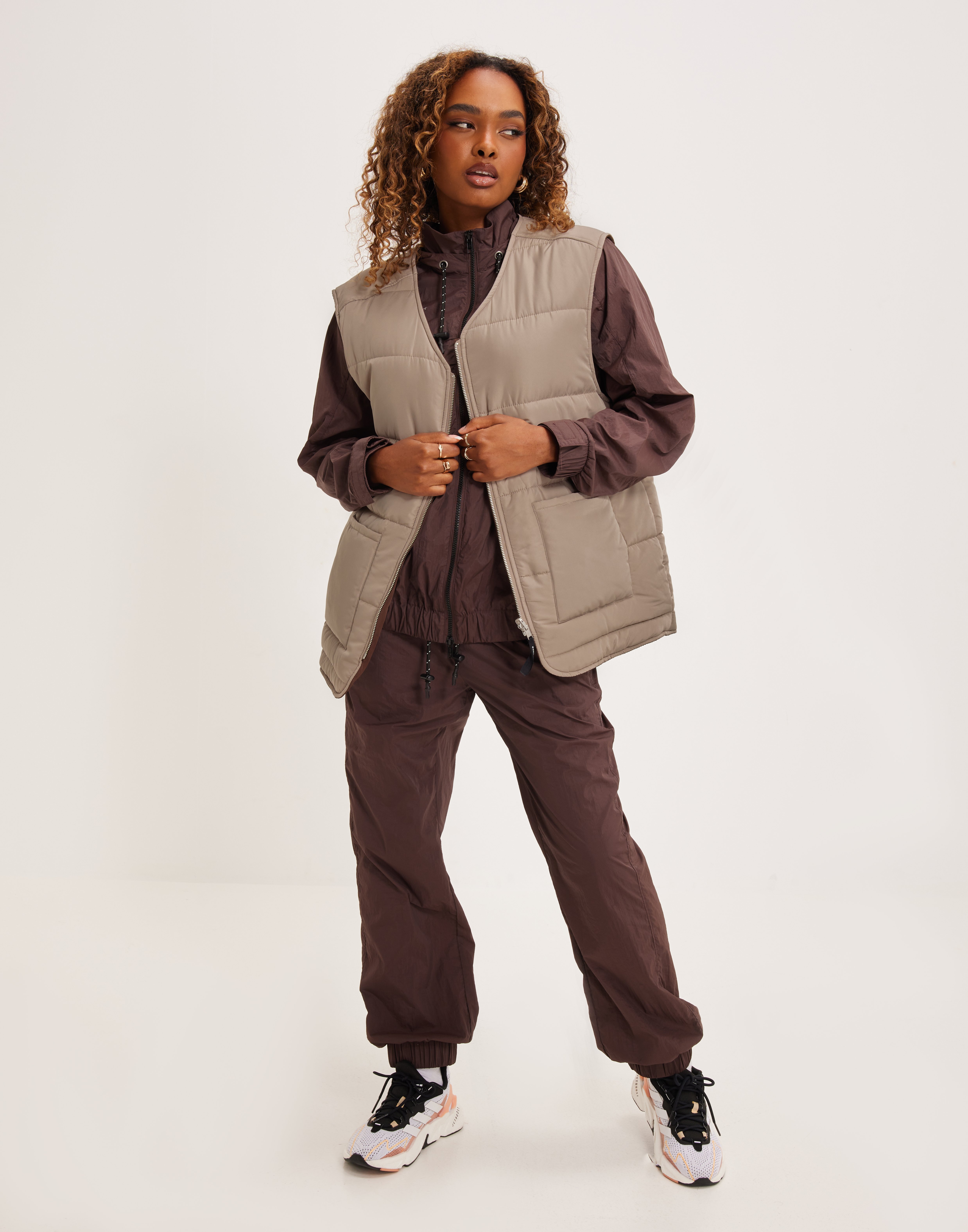 Osta Esmé Studios ESKinsley Reversible Vest - String | Nelly.com