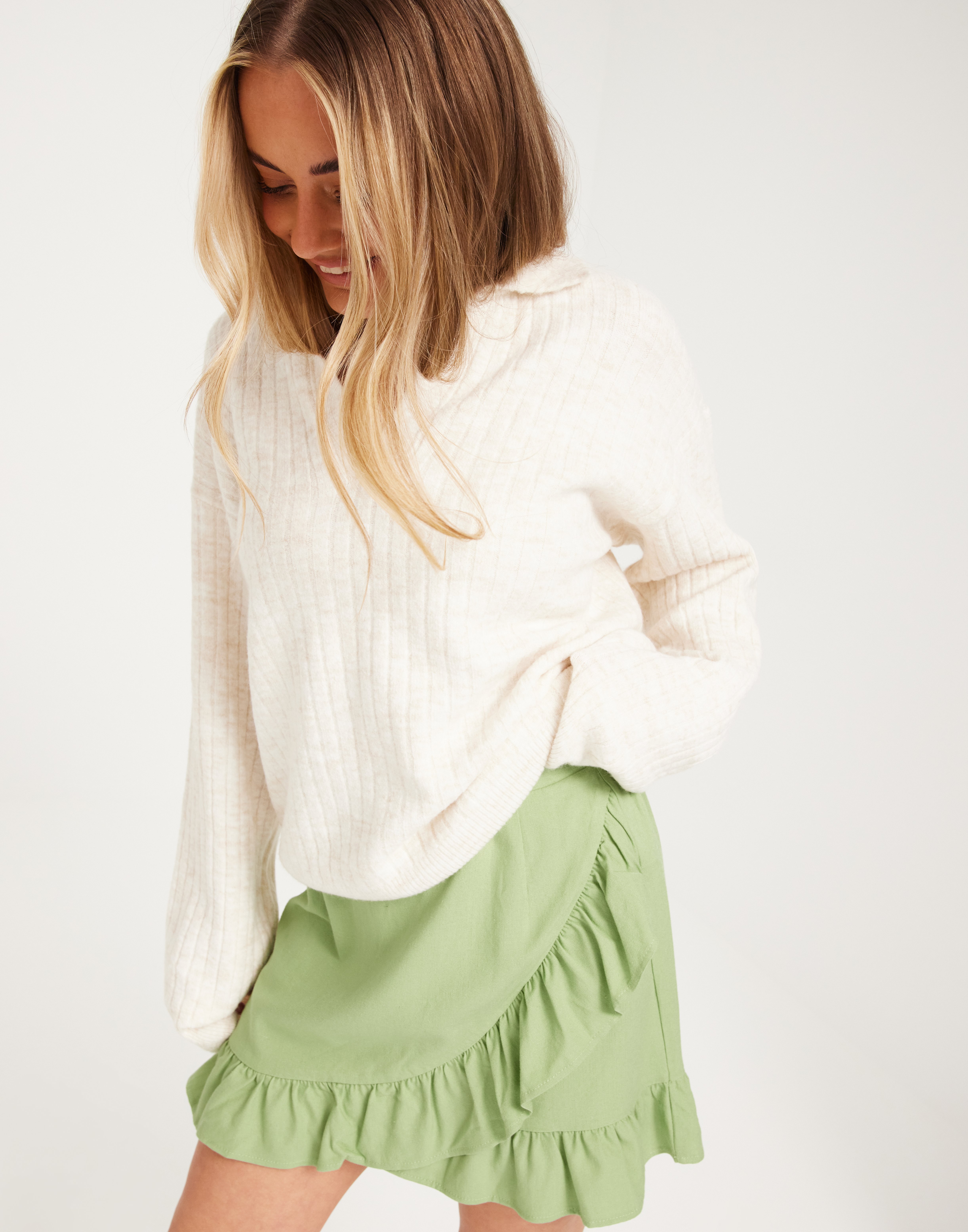Osta Vero Moda VMMYMILO HW MINI SKIRT WVN GA - Reseda | Nelly.com