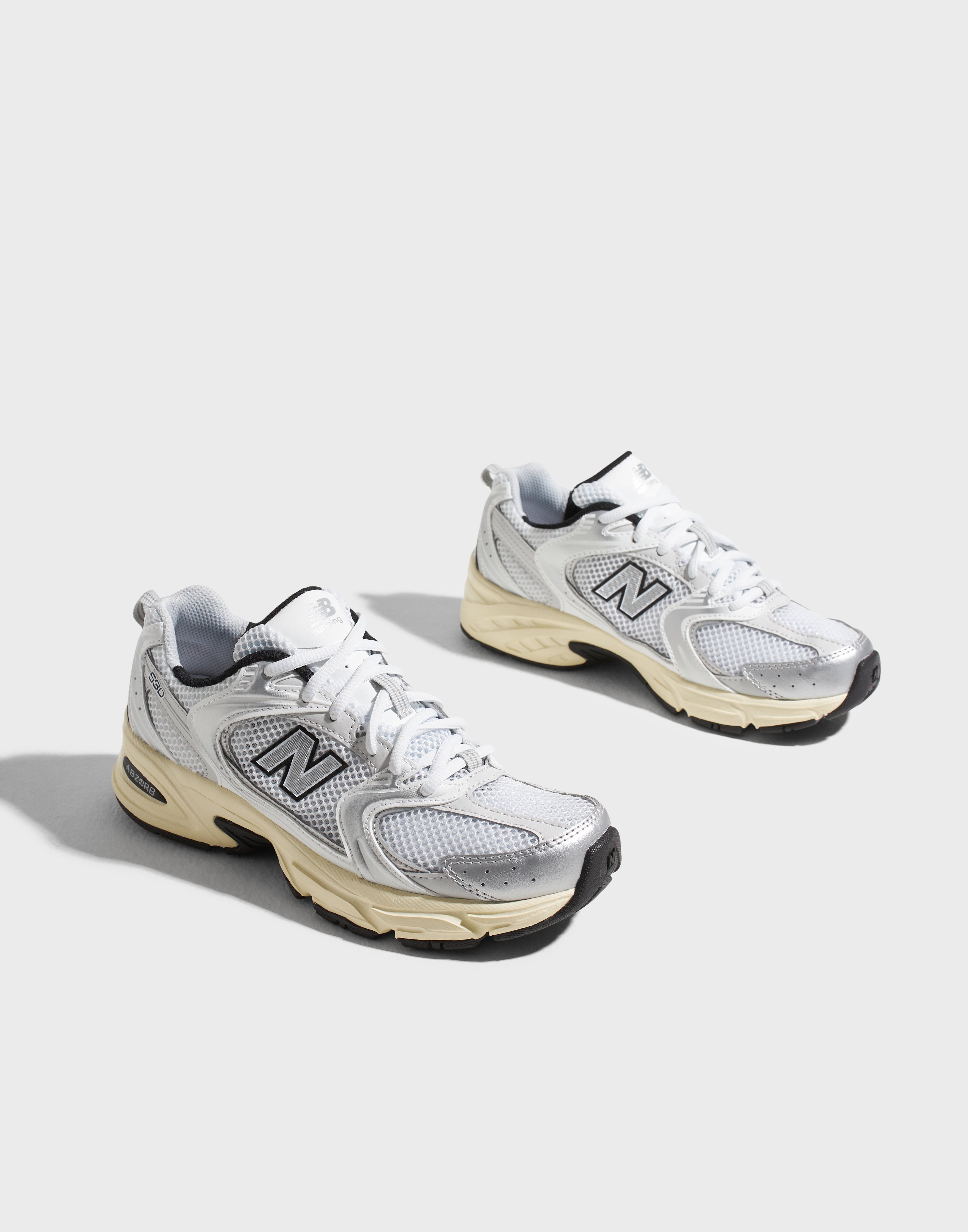Buy New Balance MR530 - White | Nelly.com
