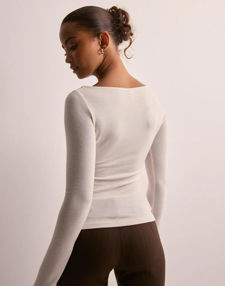 Kjøp Nelly Luxurious Ultra Soft Top - Cream | Nelly.com