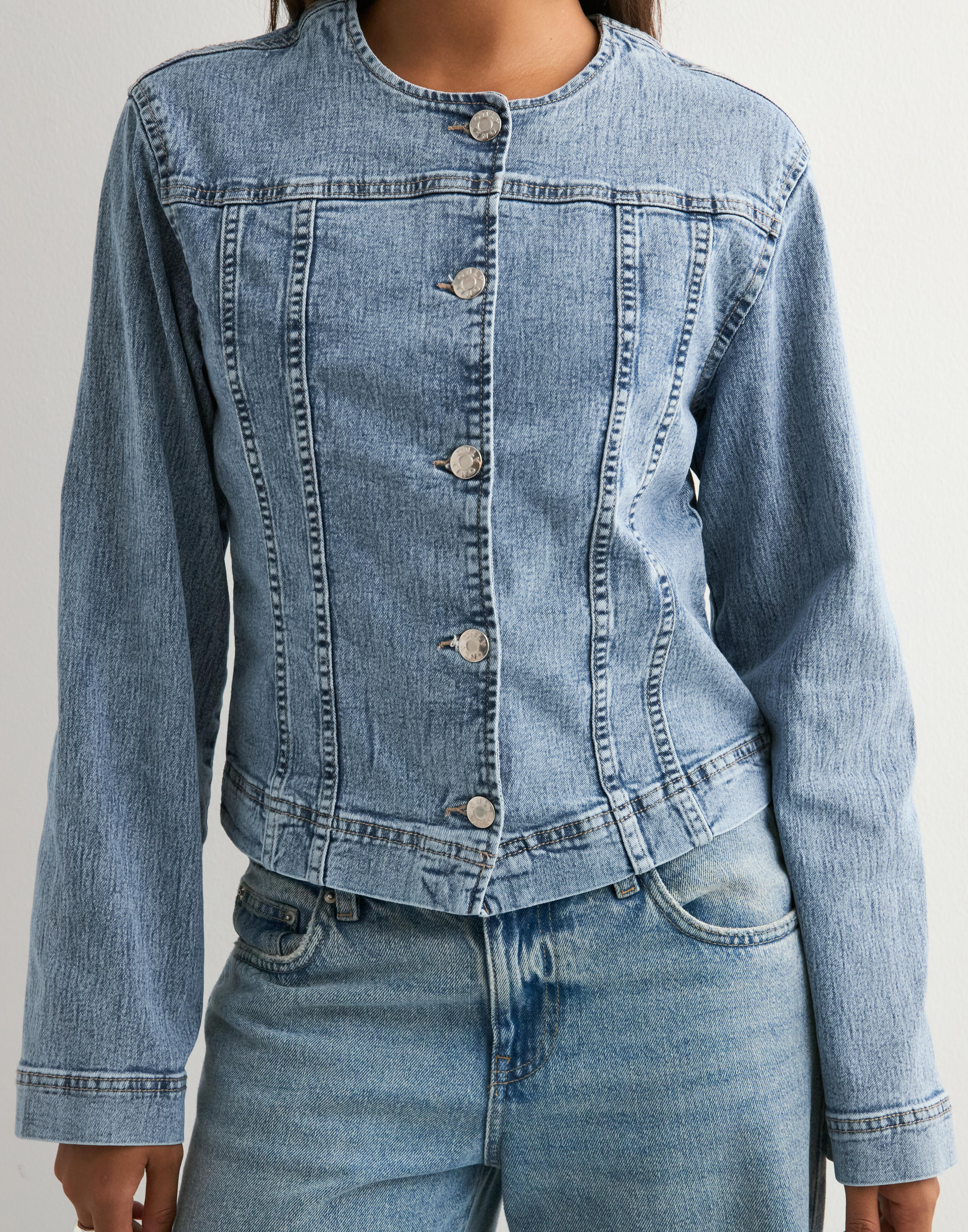Köp Only ONLGINA TAILORED JACKET DNM - Light Blue Denim | Nelly.com