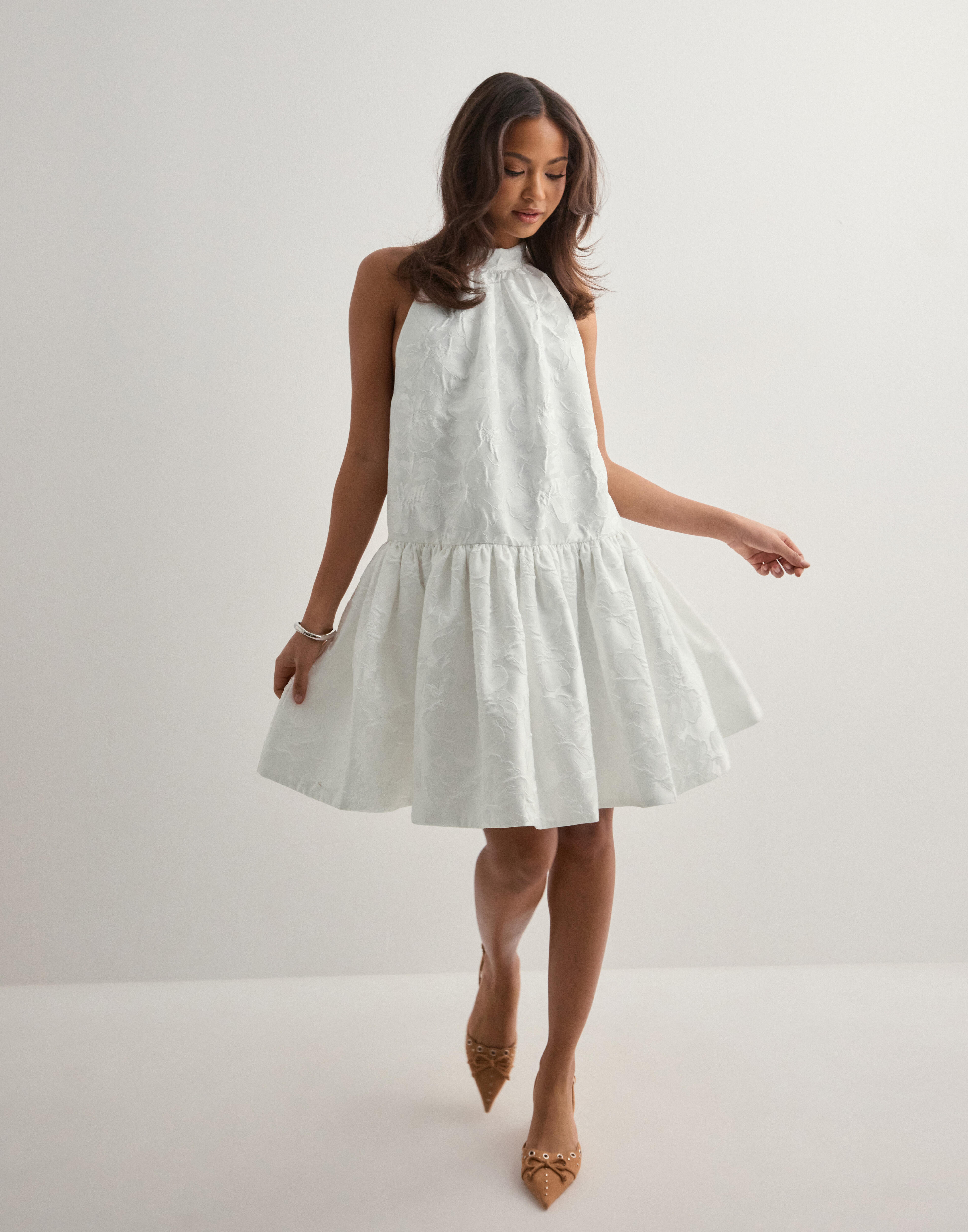 Buy Malina Flora halterneck mini dress - White | Nelly.com