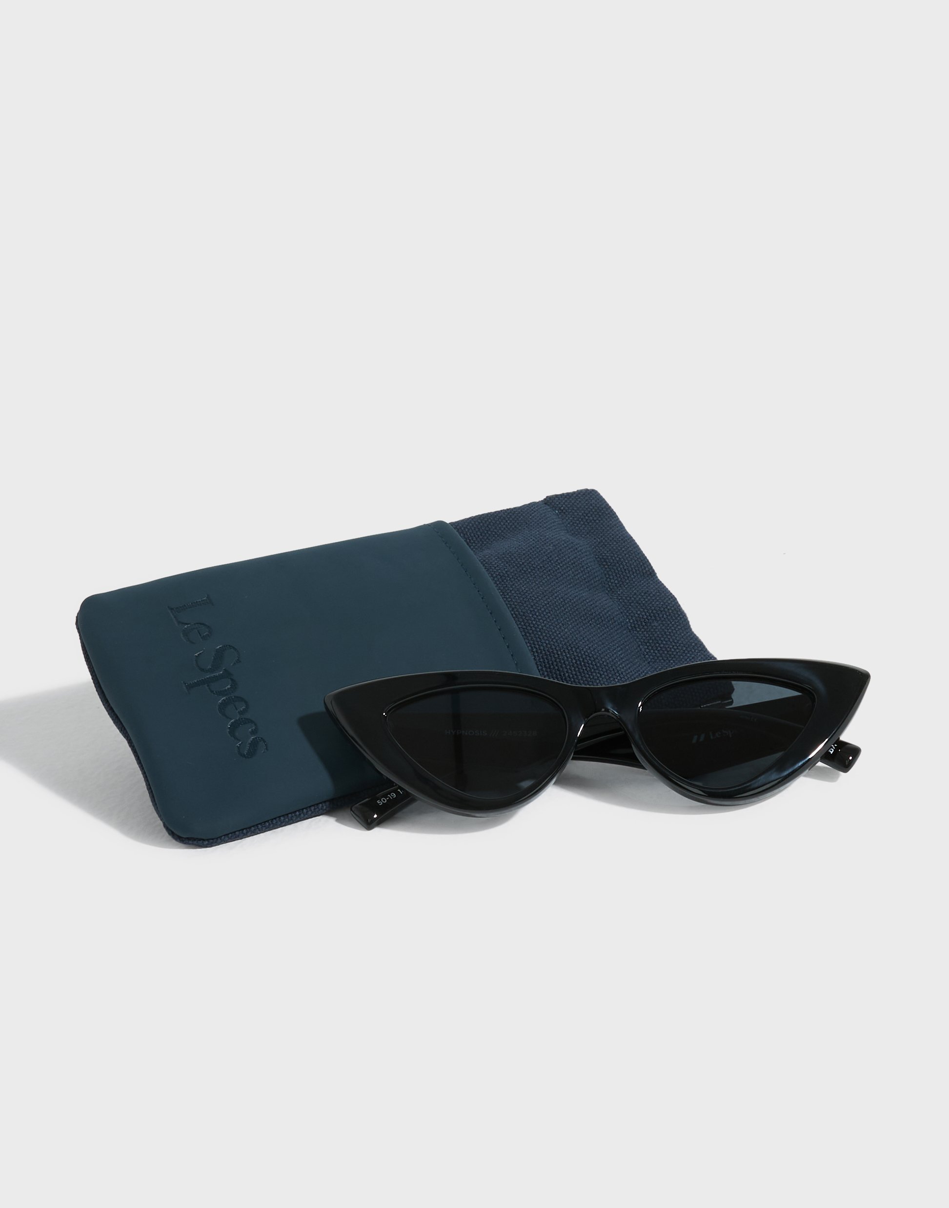 Kjøp Le Specs HYPNOSIS - Black | Nelly.com