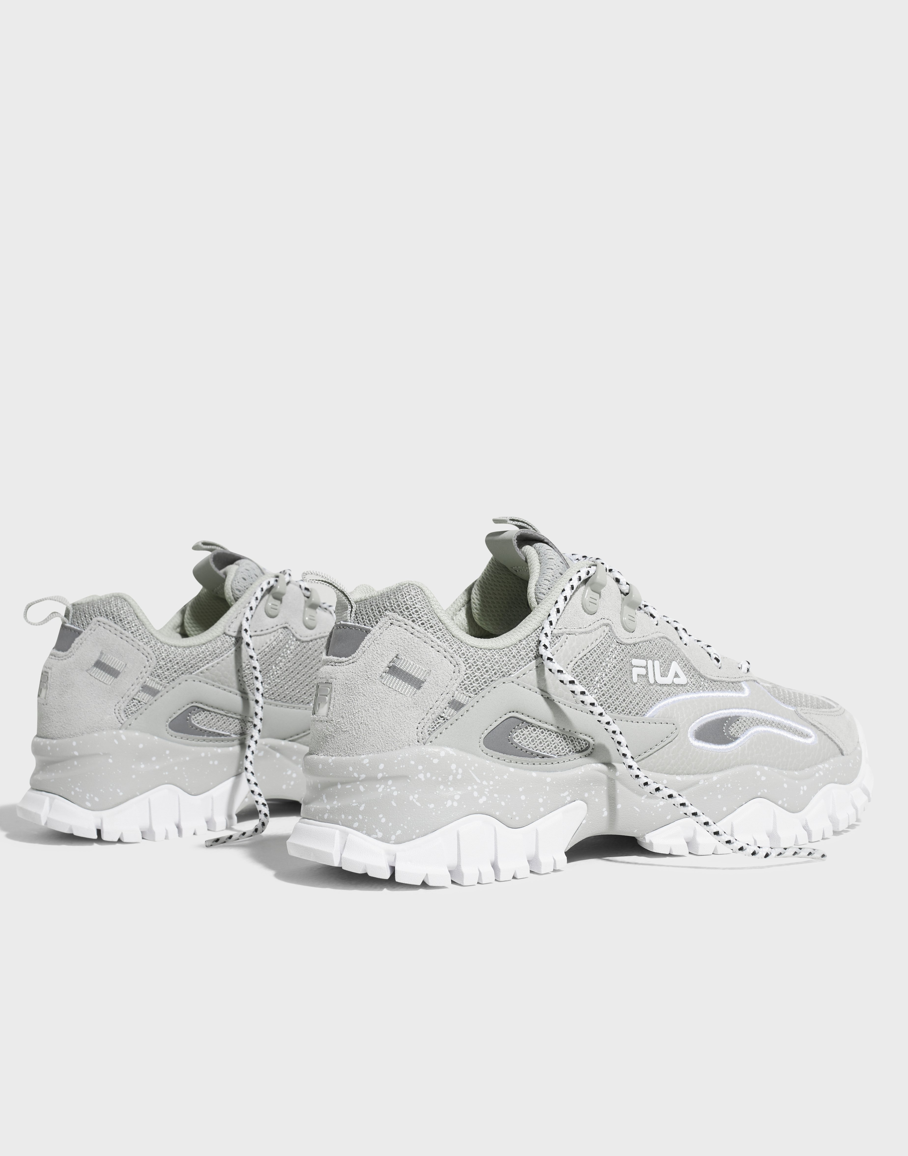 Kjøp Fila RAY TRACER TR2 wmn - Gray | Nelly.com