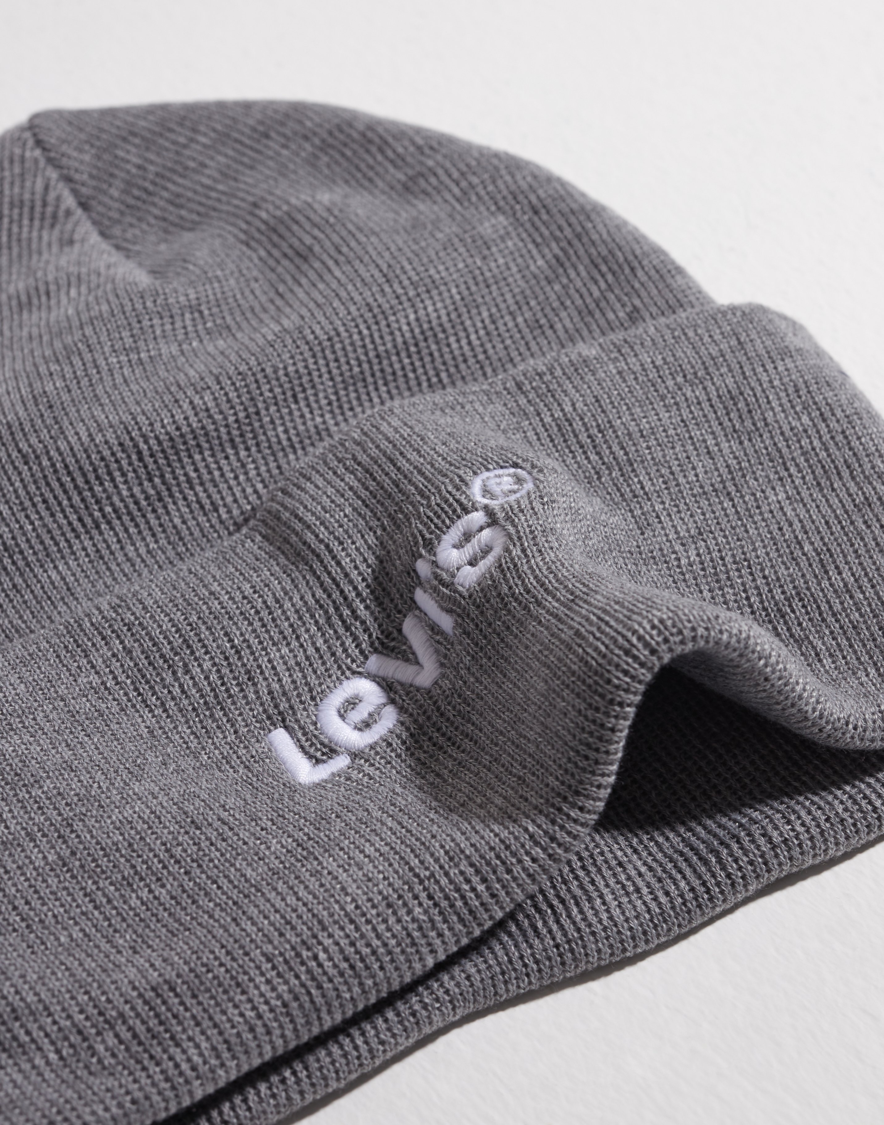 Buy Levi's Wordmark Beanie - Grey | NLYMAN
