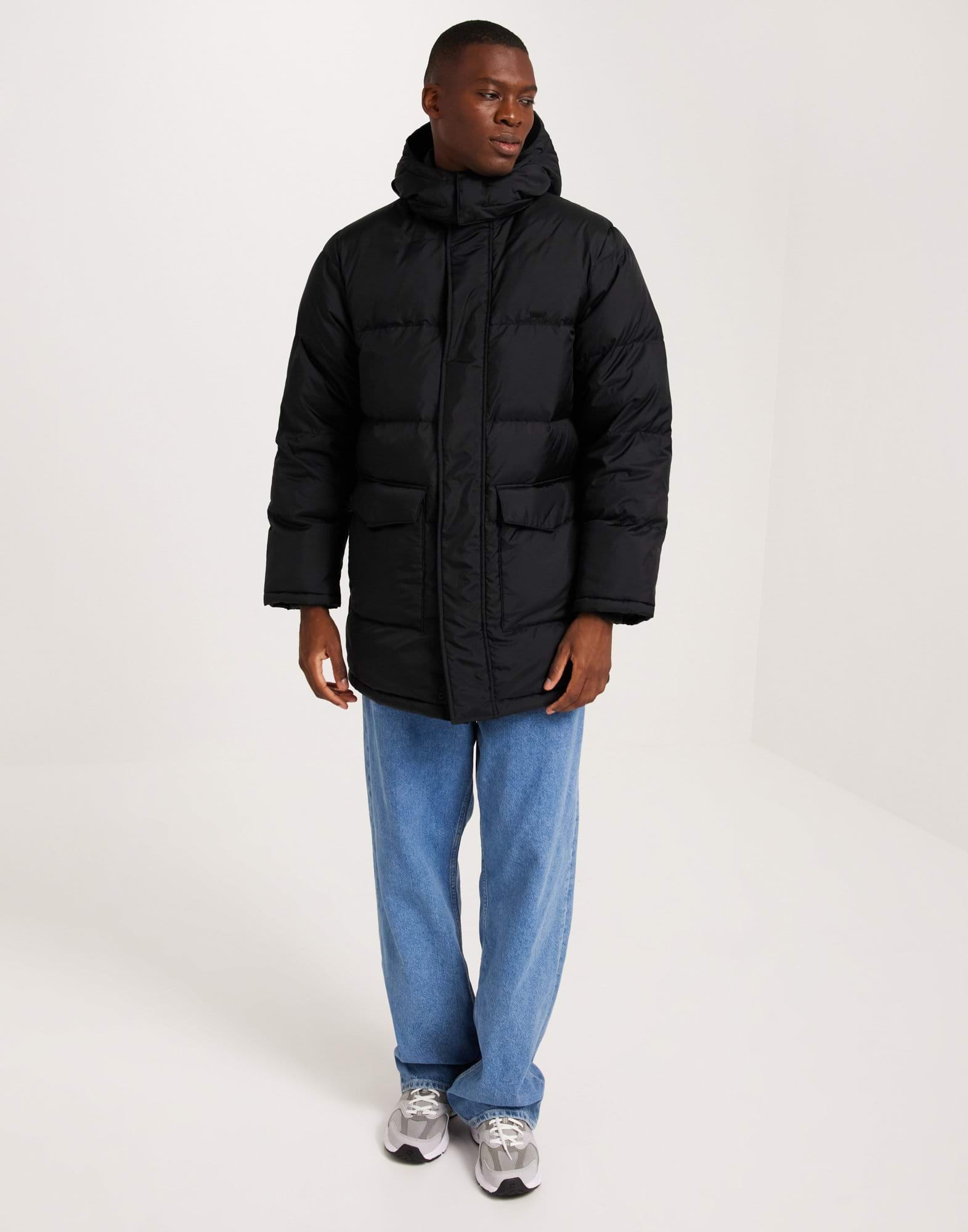 Køb Levi's LAUREL MID PUFFER JET BLACK - Black | NLYMAN Køb Levi's LAUREL MID PUFFER JET BLACK - Black | NLYMAN