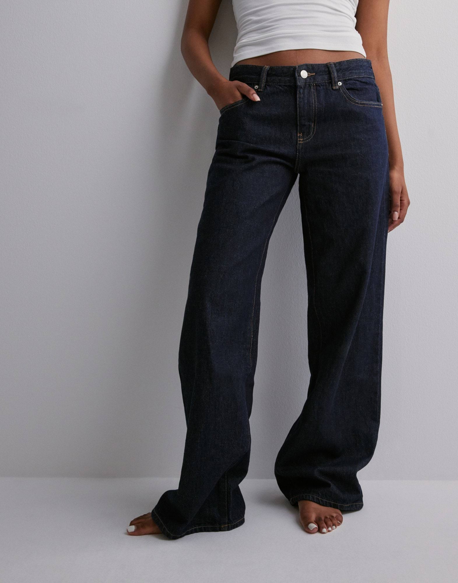 Kjøp Gina Tricot Low Wide Jeans - Rinse | Nelly.com