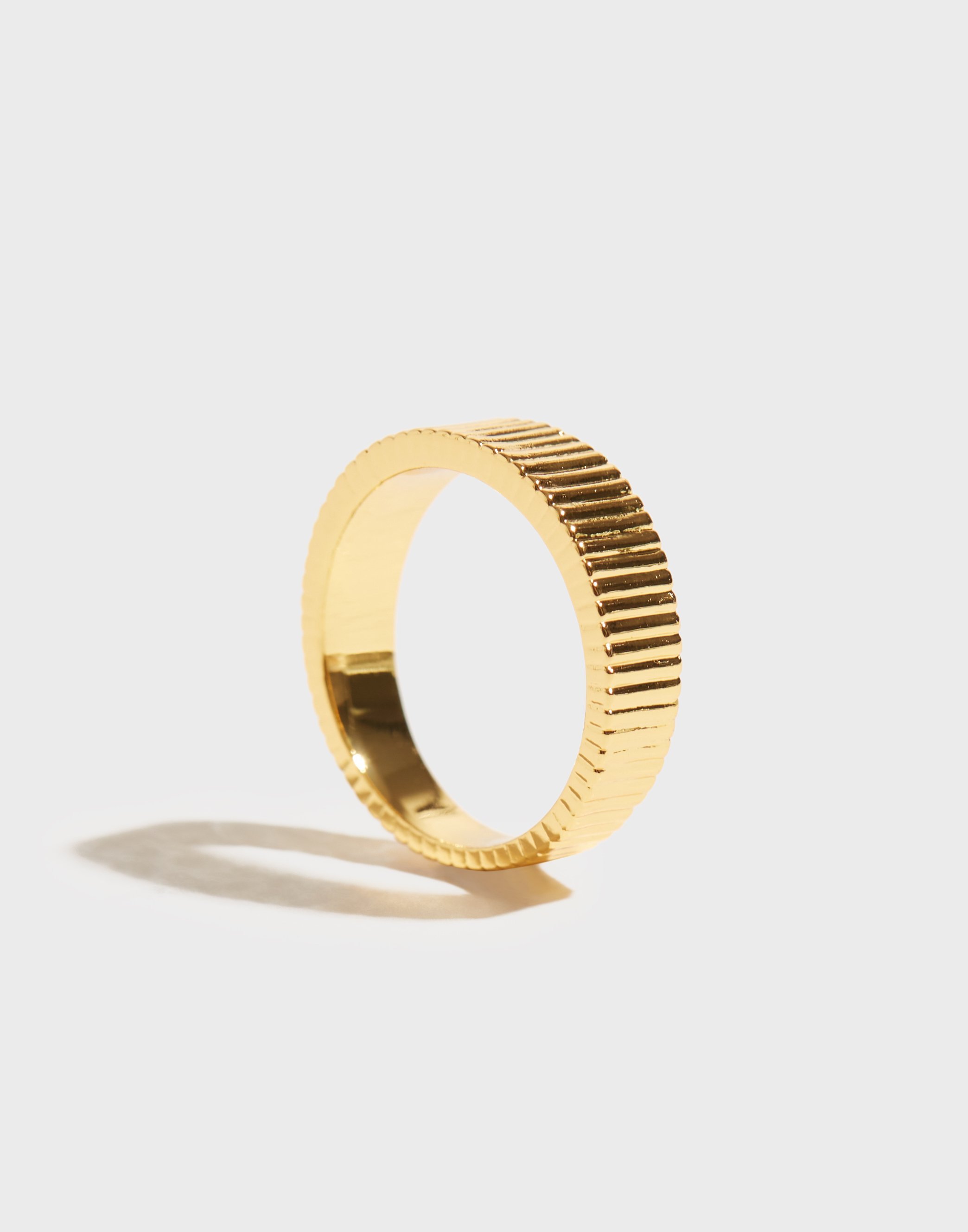 Buy Muli Collection Ribbed Ring - Gold | Nelly.com