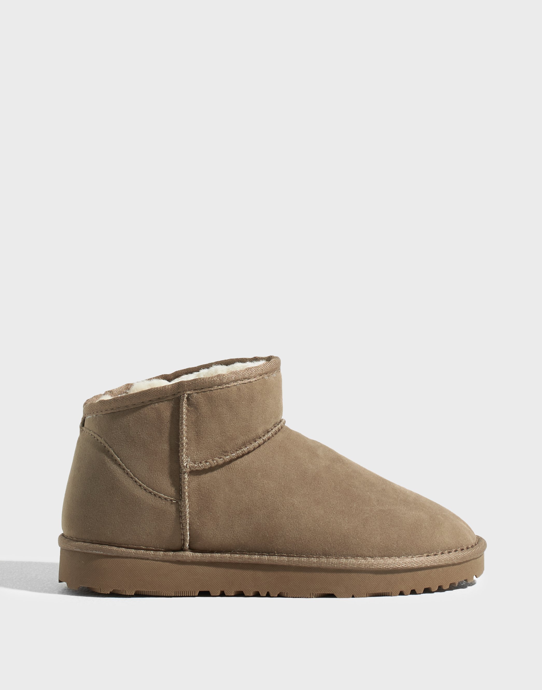 Kjøp Nelly Mini Boots - Chestnut | Nelly.com