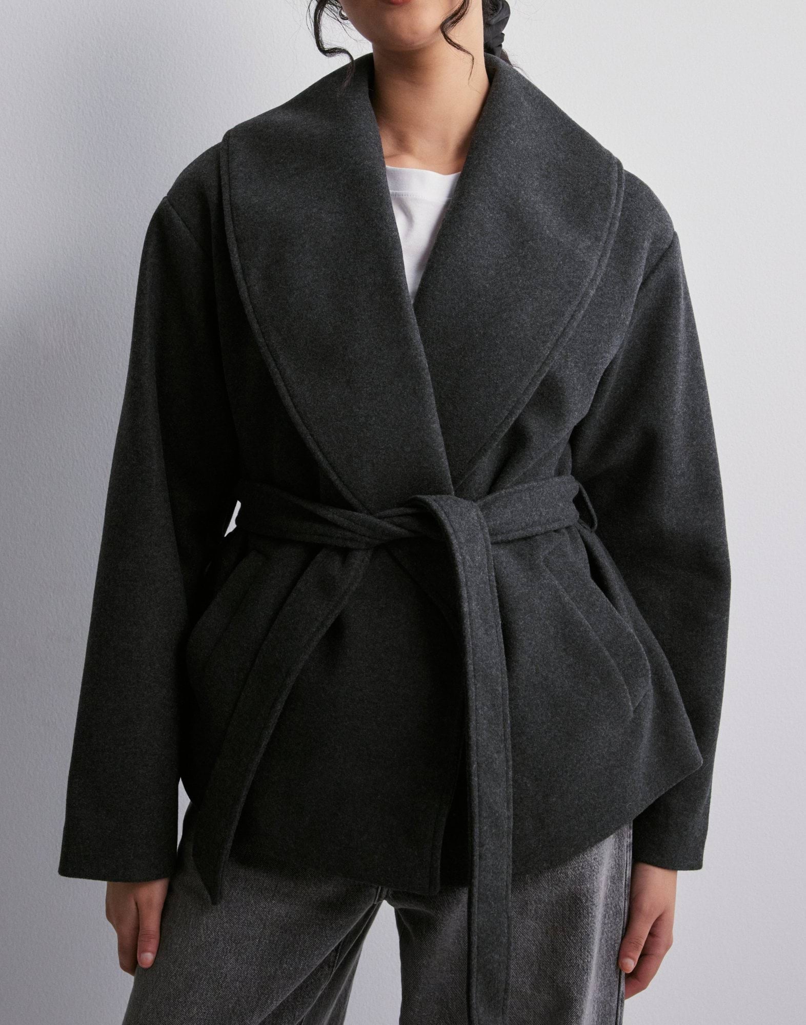 Köp Only ONLAUGUSTA LIFE SHORT COAT OTW NOOS - Dark Grey Melange ...