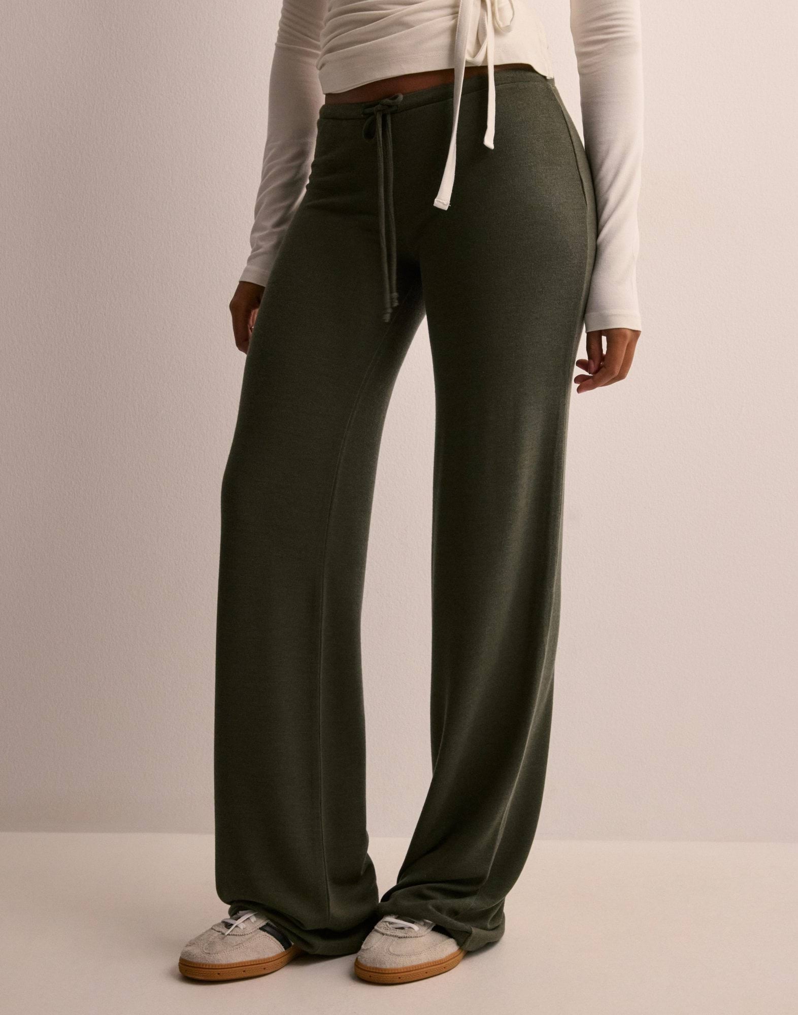 Buy Nelly My Chill Pants - Olive | Nelly.com